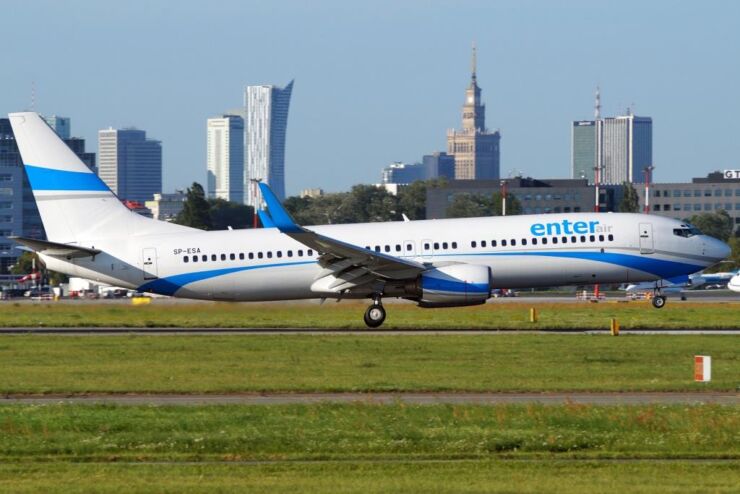 Enter Air Adds 26th Boeing 737-800 to Its Fleet