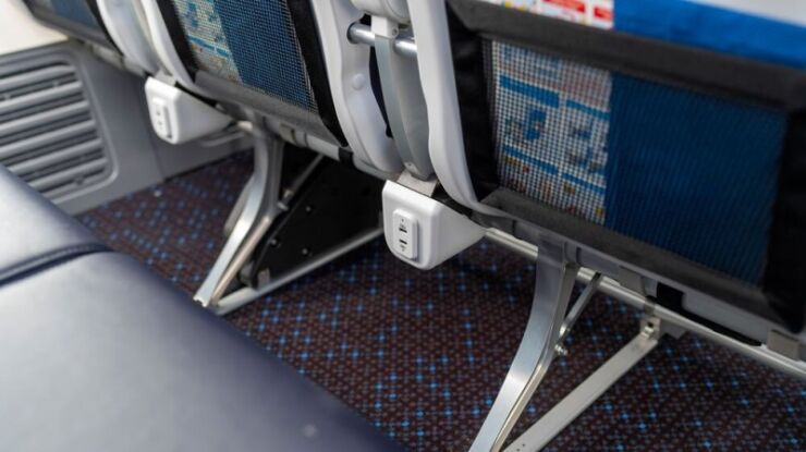 KLM Renews Entire Cabin Interior of 14 Boeing 737-800s
