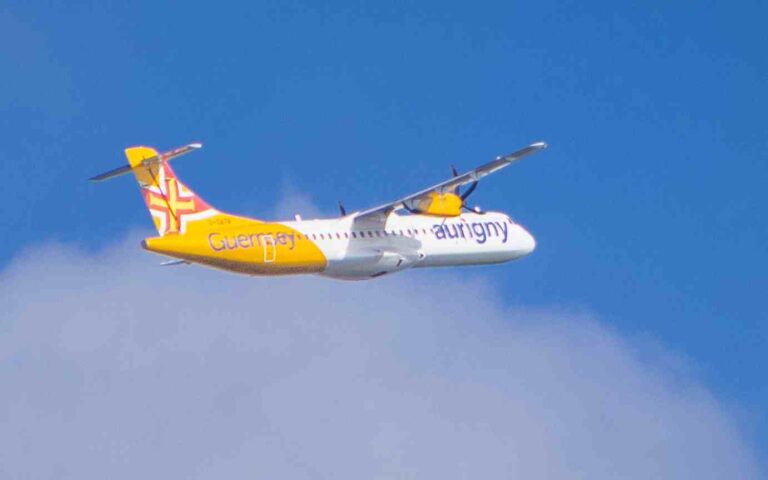 Aurigny Flight To Manchester Diverts After Cracked Windscreen Forces ...